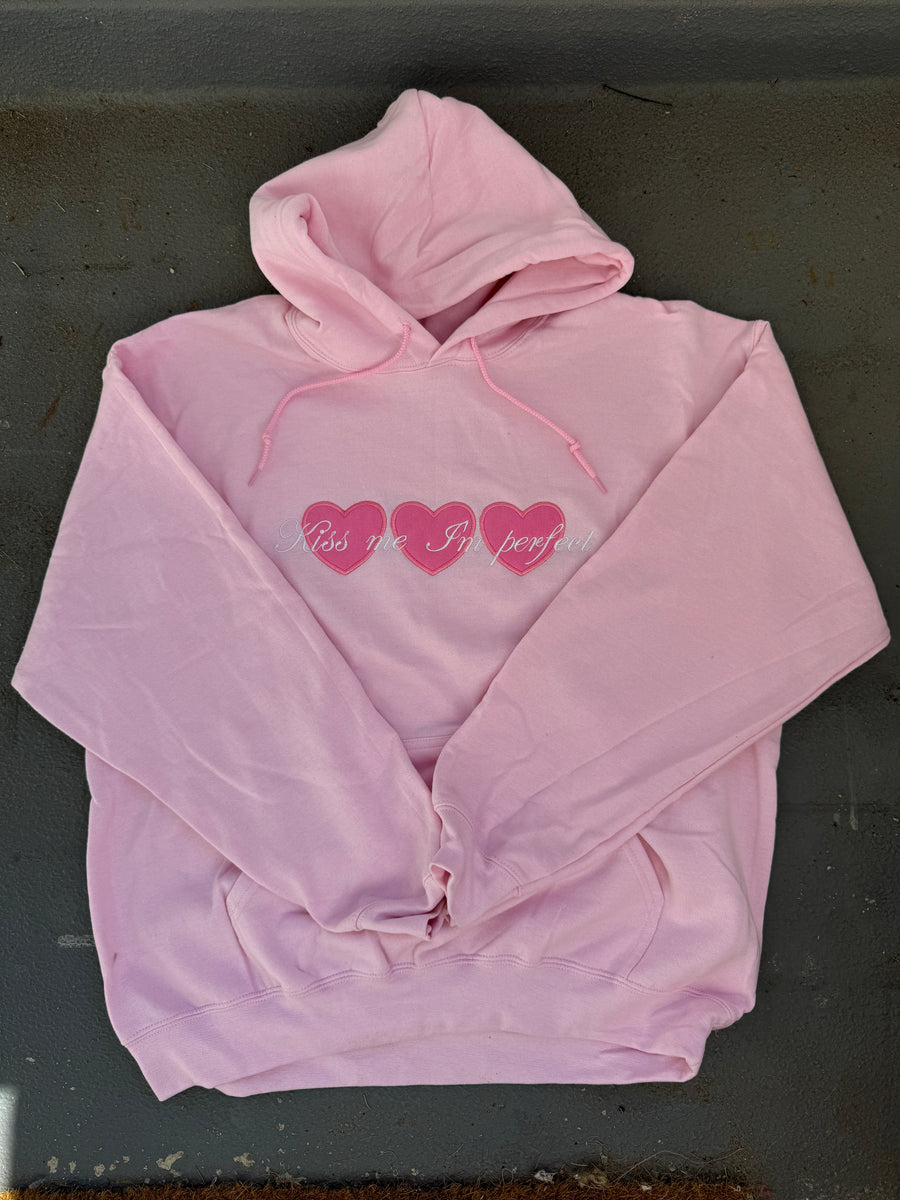 KISS ME IM PERFECT Hoodie – Hoes For Clothes